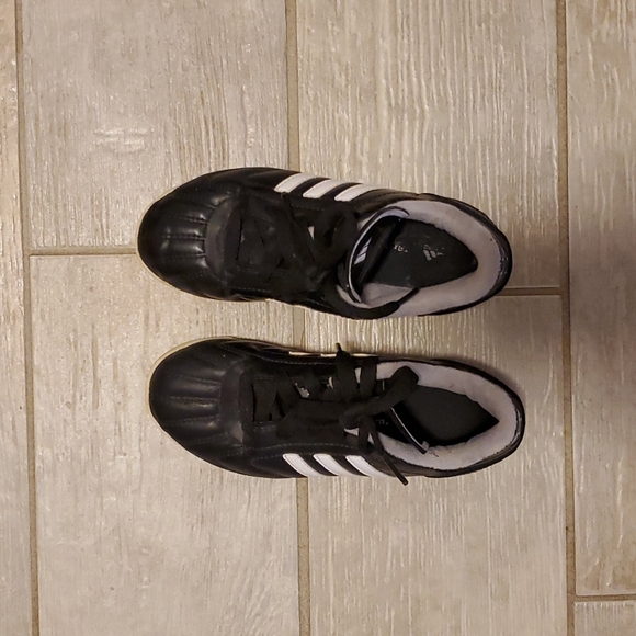 adidas | Shoes | Adidas Traxion Turf Black And White Kids Soccer Shoes ...